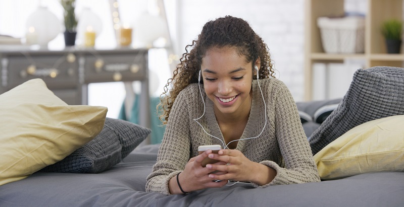 La musica troppo alta in cuffia rende sordi? - DMEVC