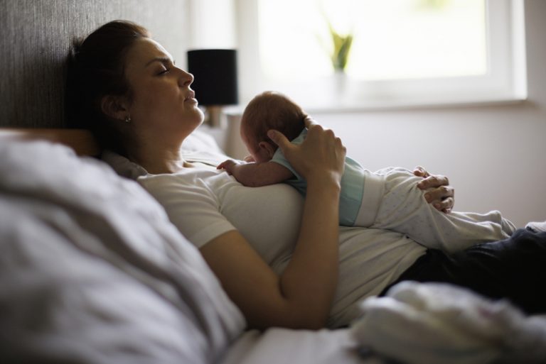 Il maternity blues è diverso dalla depressione post-partum? - DMEVC